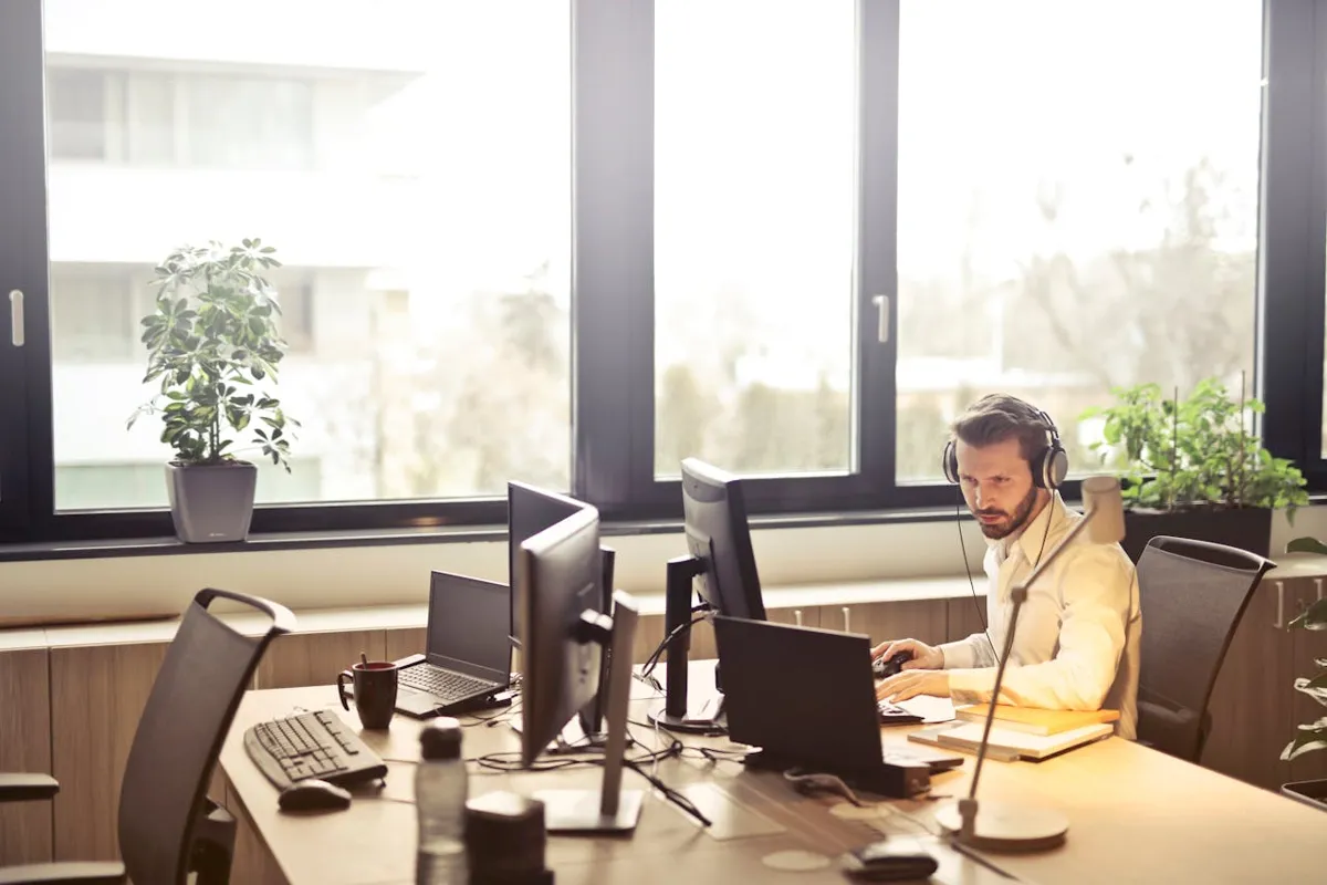5 Ways To Save Time And Money In Outreach To Customers